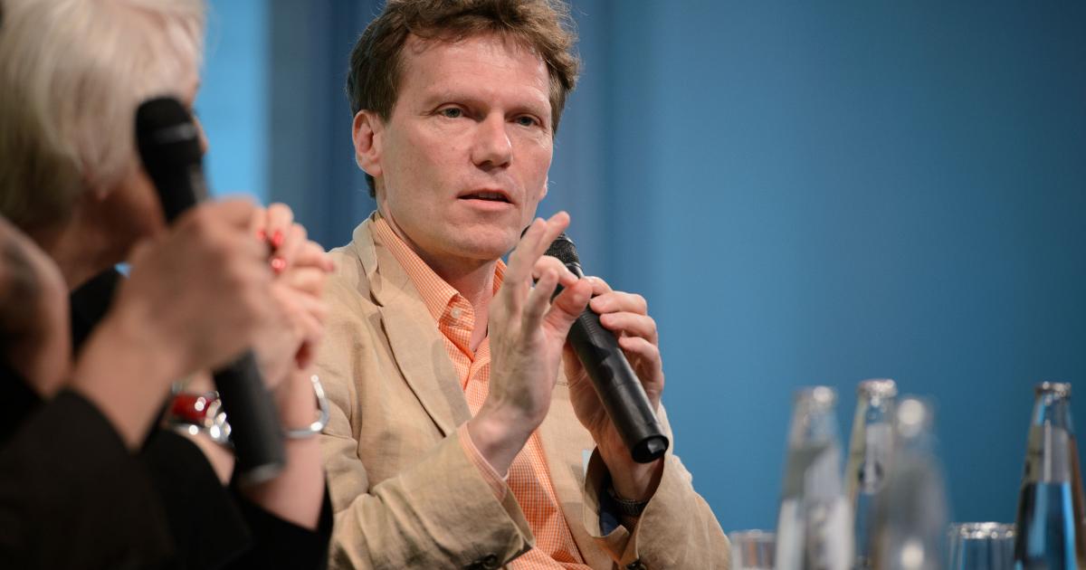 Hartmut Rosa: Auf der Suche nach der verlorenen Demokratie | Heinrich ...