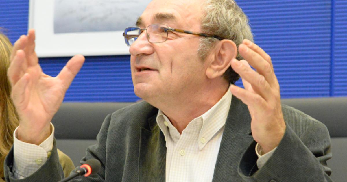 Arseni Roginski: Eine Autorität ohne autoritäres Gehabe | Heinrich-Böll ...
